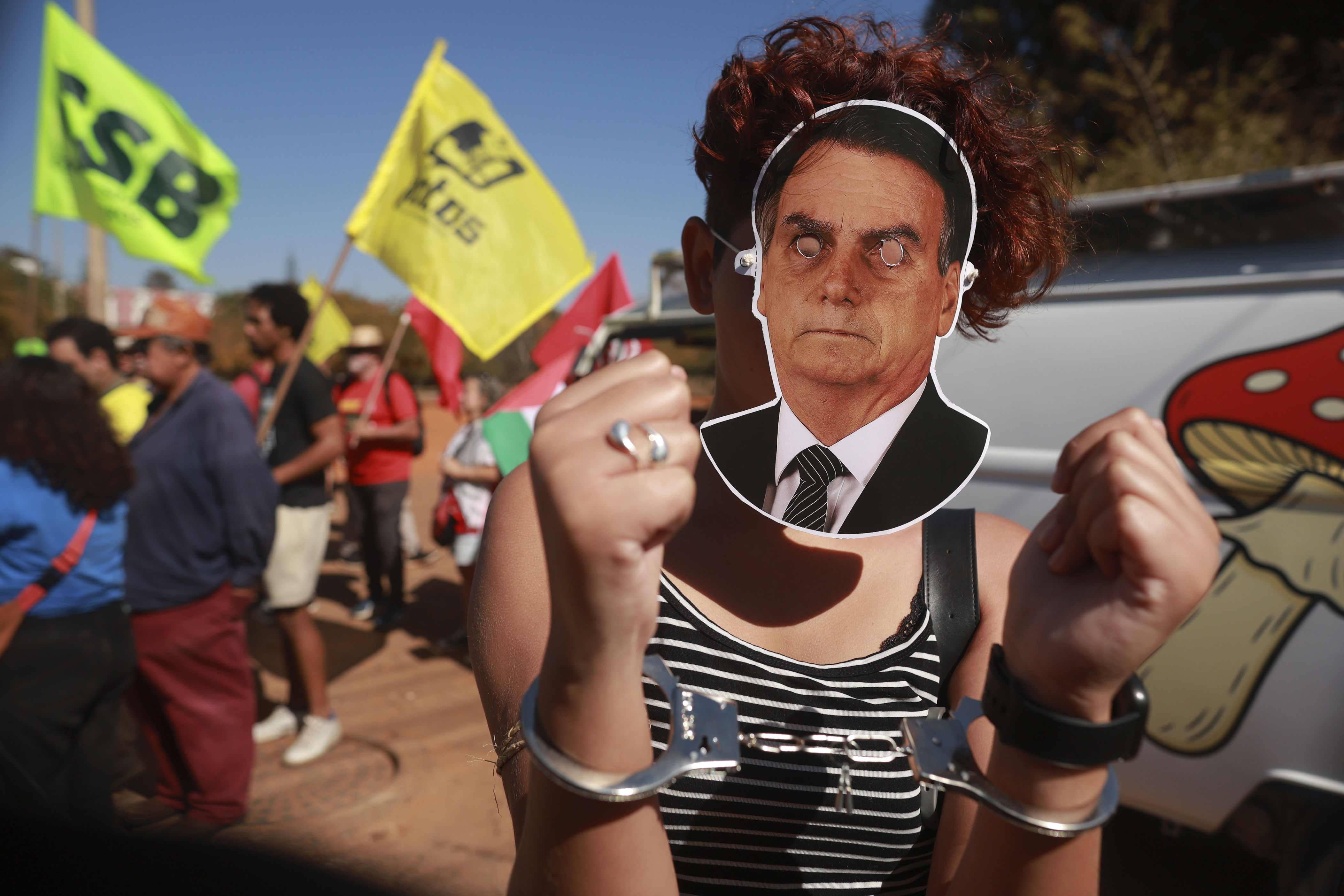 Brazil’s Supreme Court orders house arrest for former President Jair ...