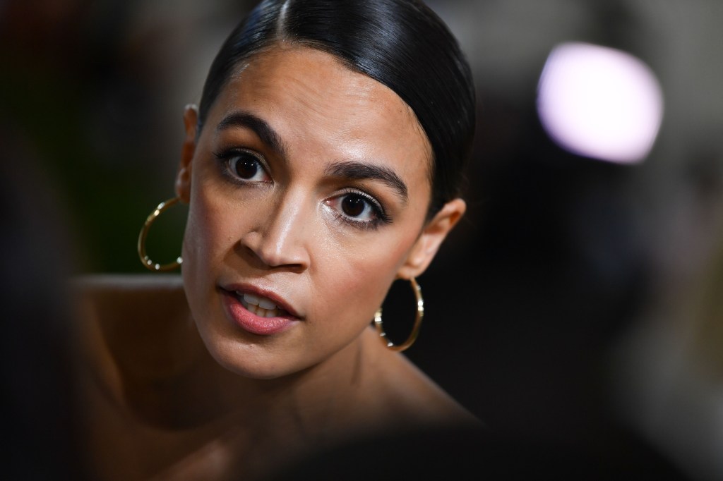 AOC scored then-boyfriend free $250 ticket to Met Gala by calling him ...