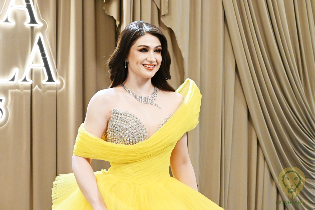 Carla Abellana reacts to viral photo of cash piles at DPWH office ...