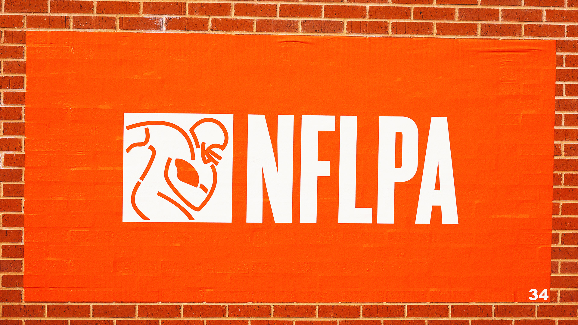 Ex-SAG-AFTRA Leader David White Named Interim Executive Director of The NFLPA
