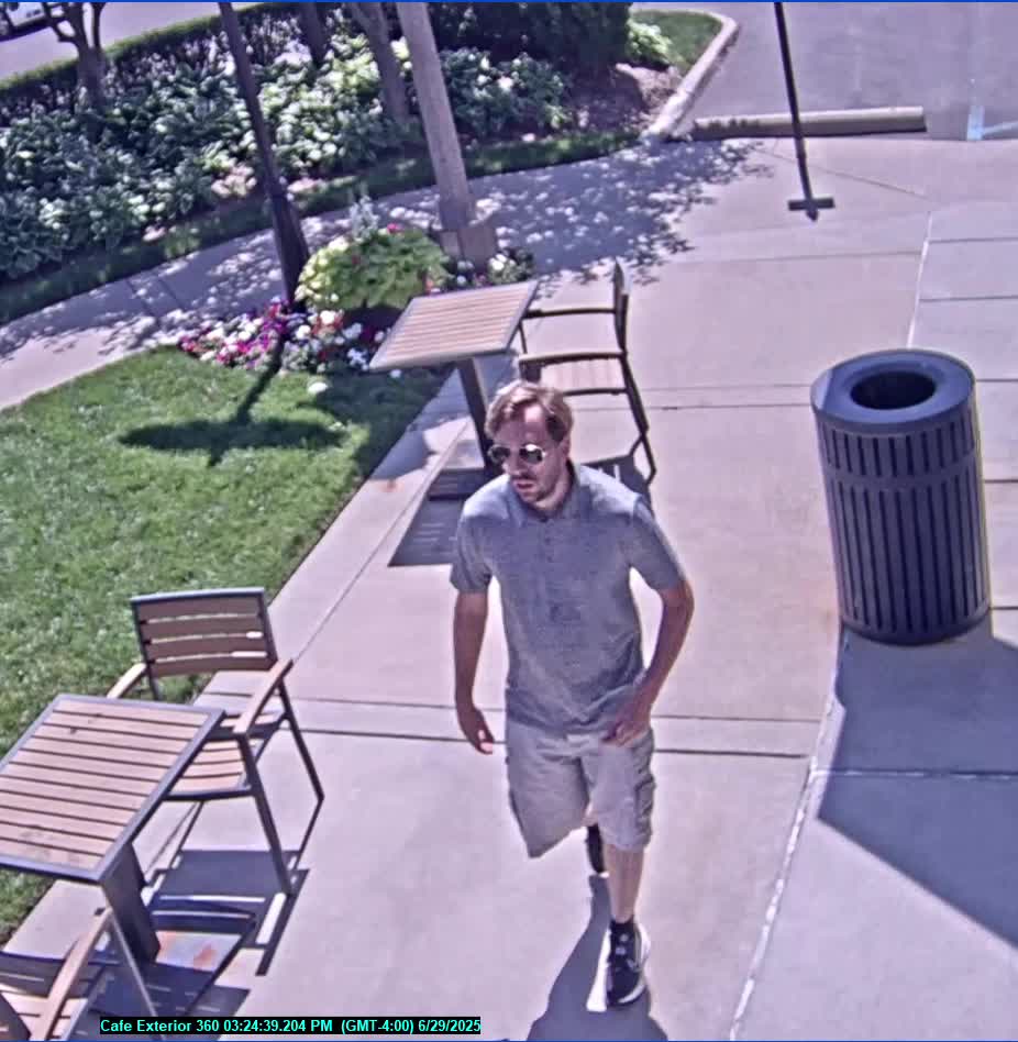 VIDEO: Police searching for man who exposed privates to girls outside ...