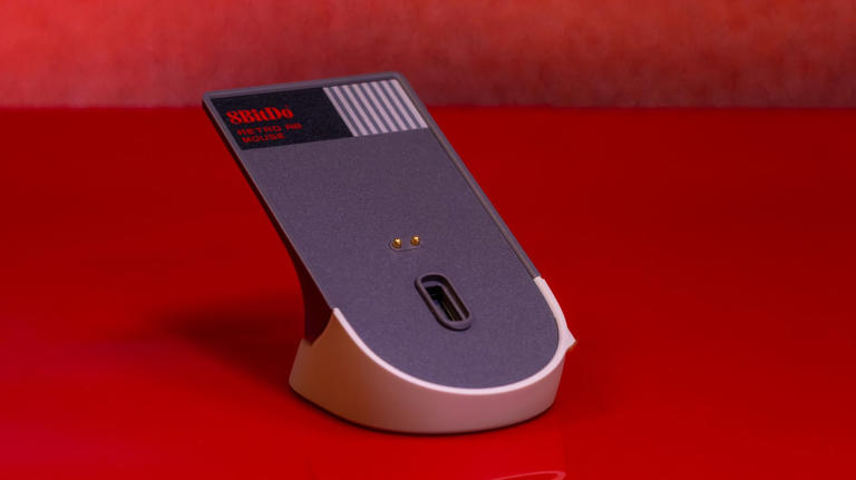 8BitDo Retro R8