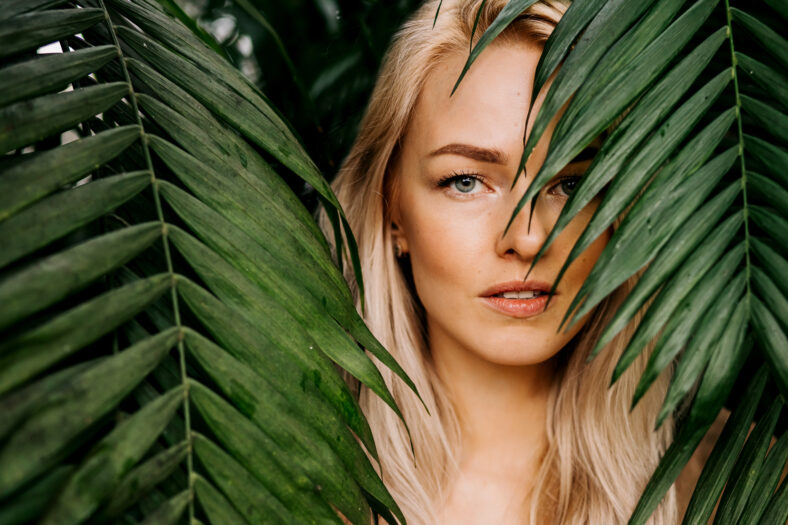 Everything You Need To Know About The Island Girl Beauty Trend And How ...
