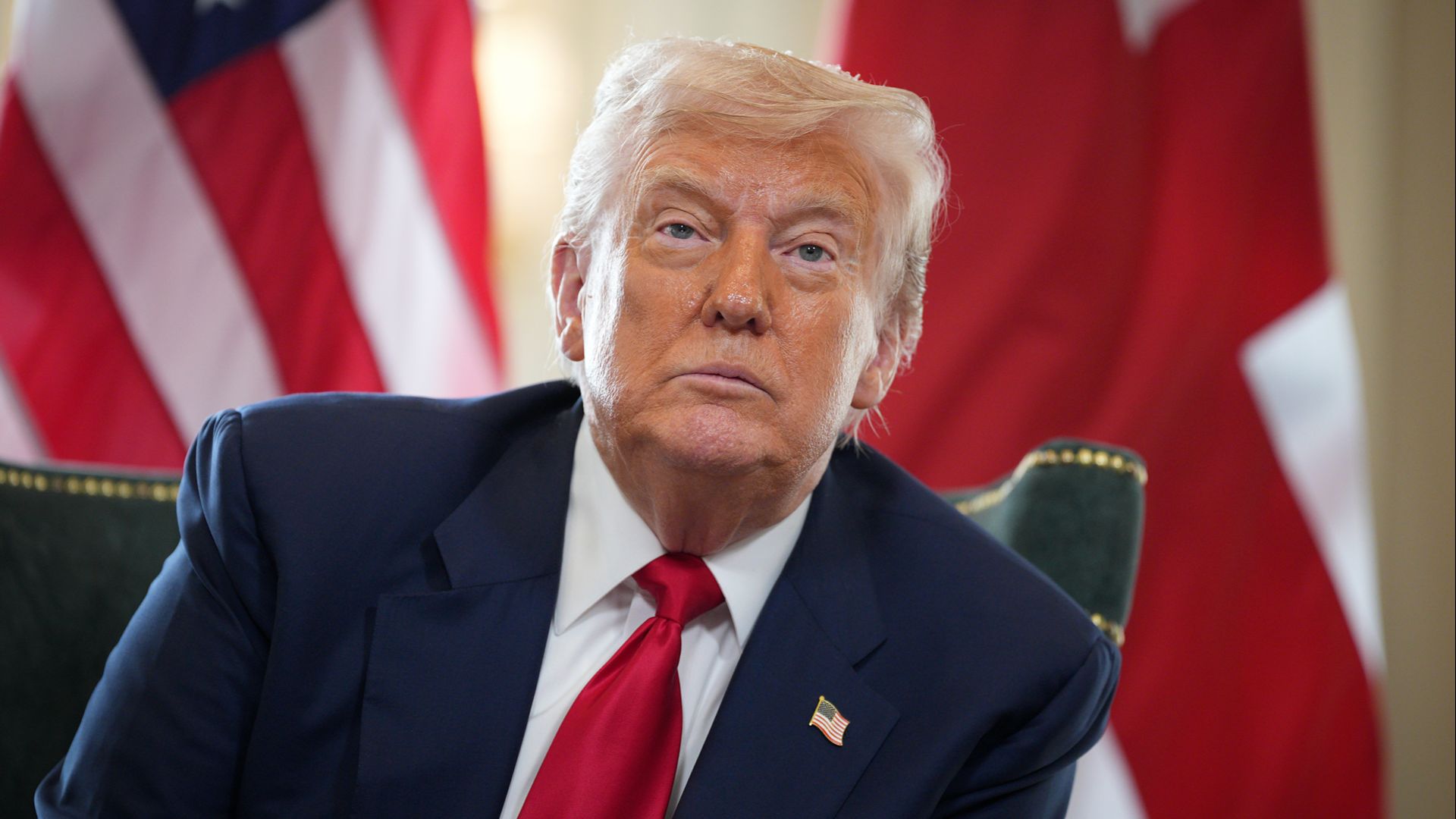 Trump sent nuclear submarines near the Russian coast