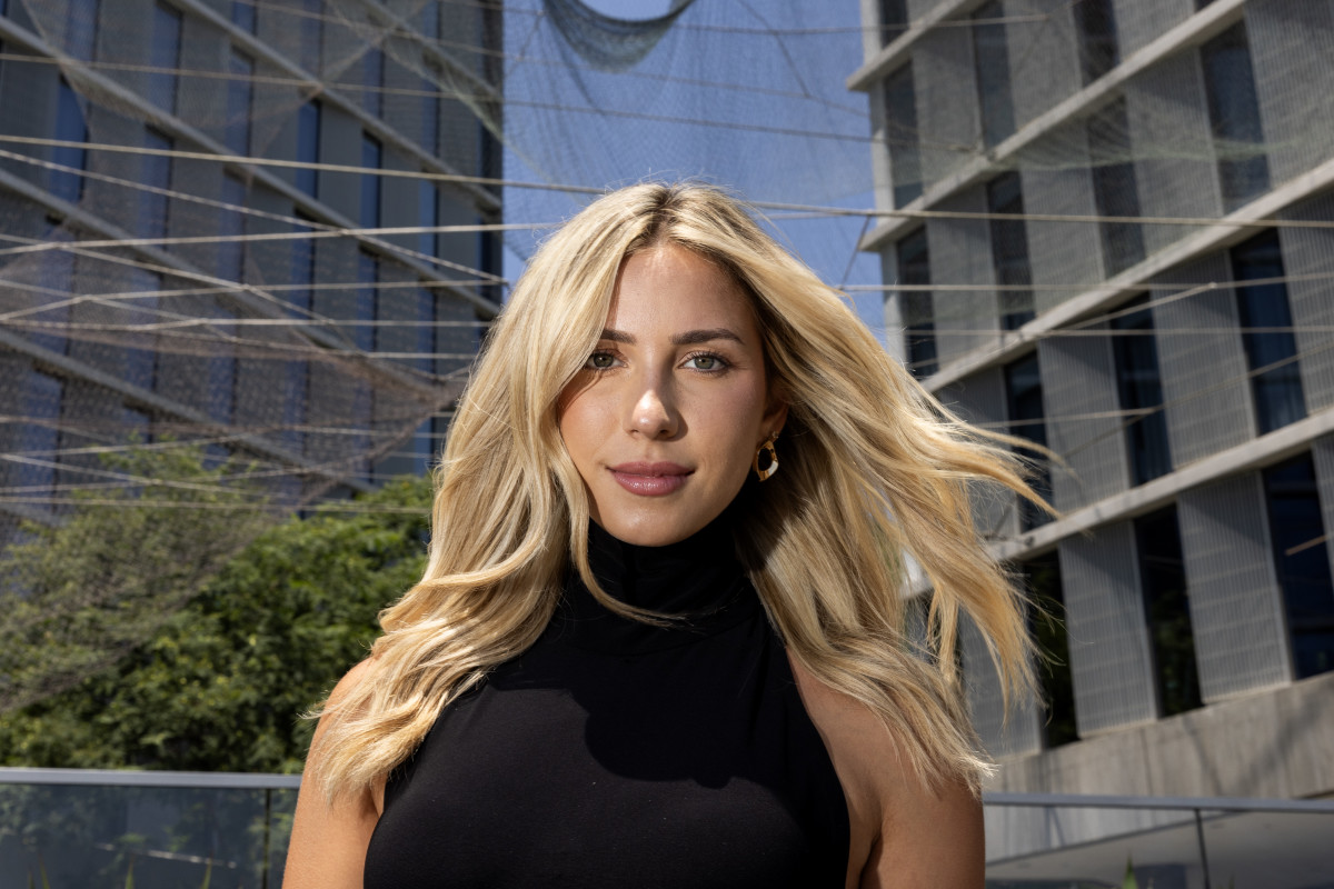 ESPN's Katie Feeney Dazzles At US Open In 'Stunning' Dress