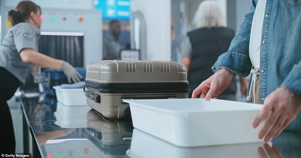 TSA-approved travel hack guarantees ice-cold water all flight long