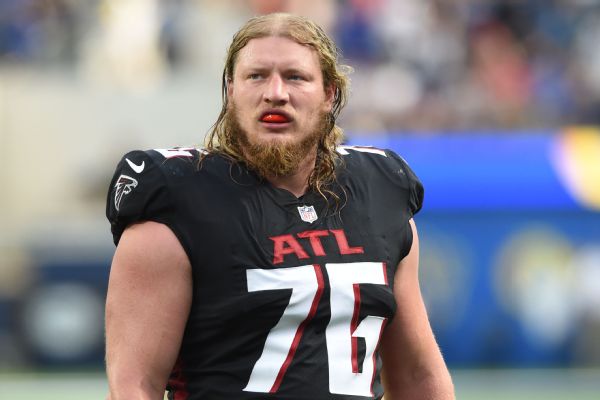 Falcons' Kaleb McGary undergoing MRI on apparent leg injury