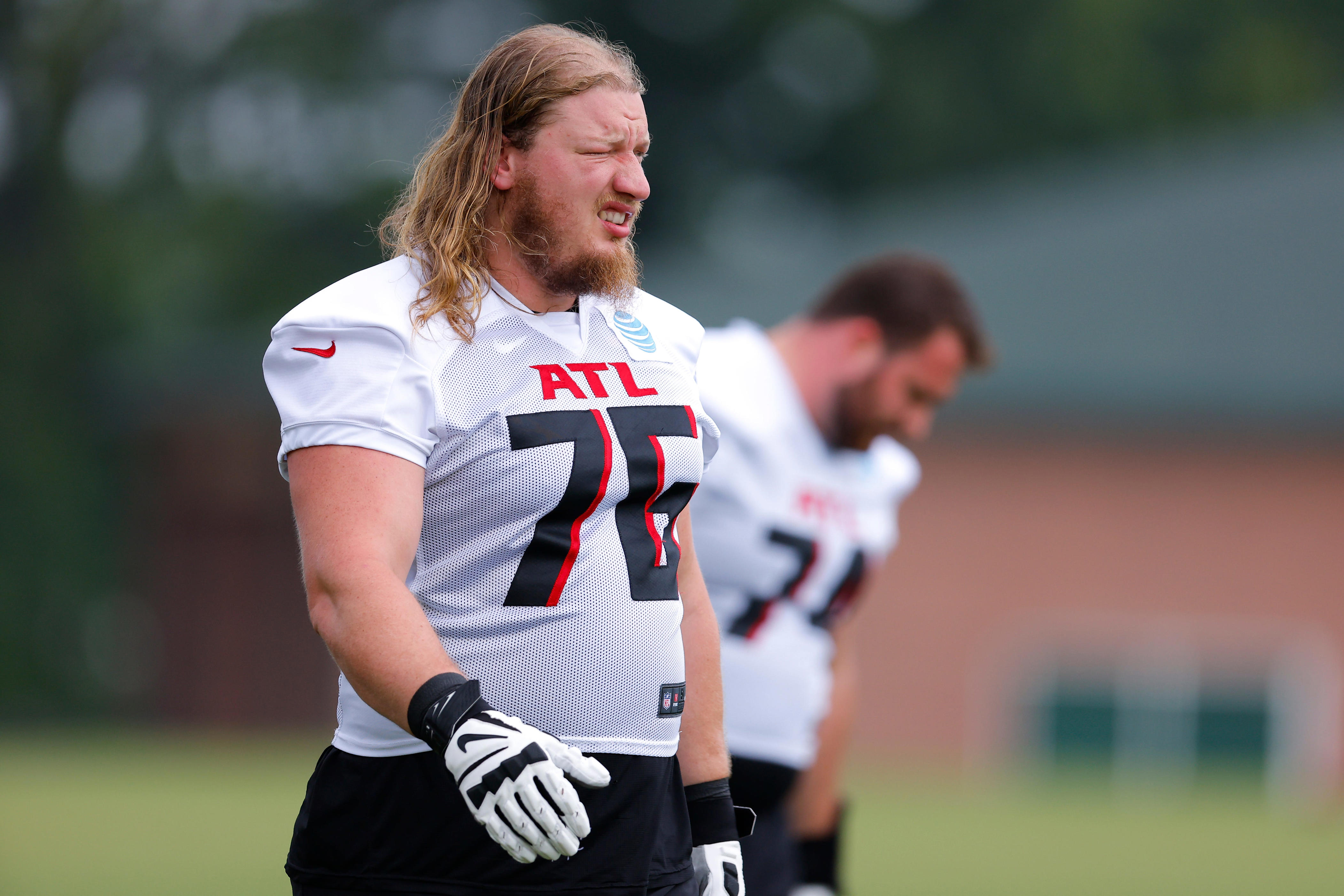 Falcons offensive lineman carted off practice field with leg injury