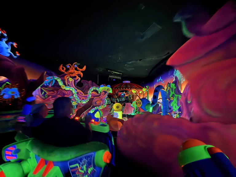 LAST LOOK: Buzz Lightyear’s Space Ranger Spin Closing for Major Overhaul