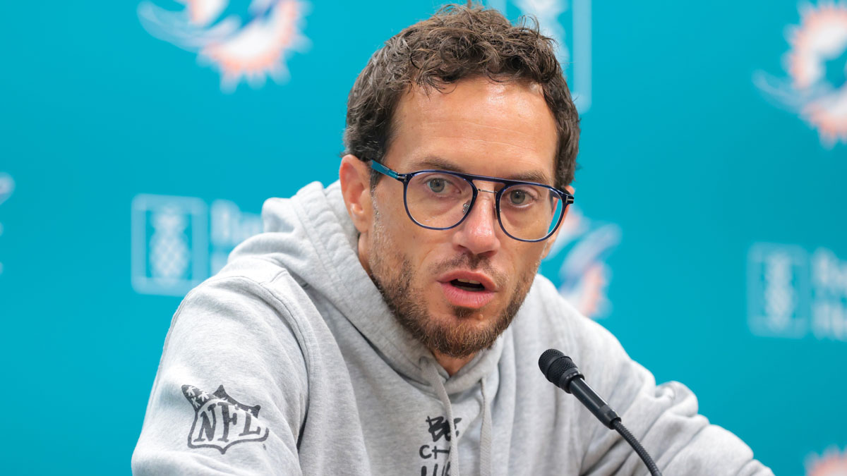 Dolphins’ Mike McDaniel trying to toughen up after ‘lenient’ mistake ...