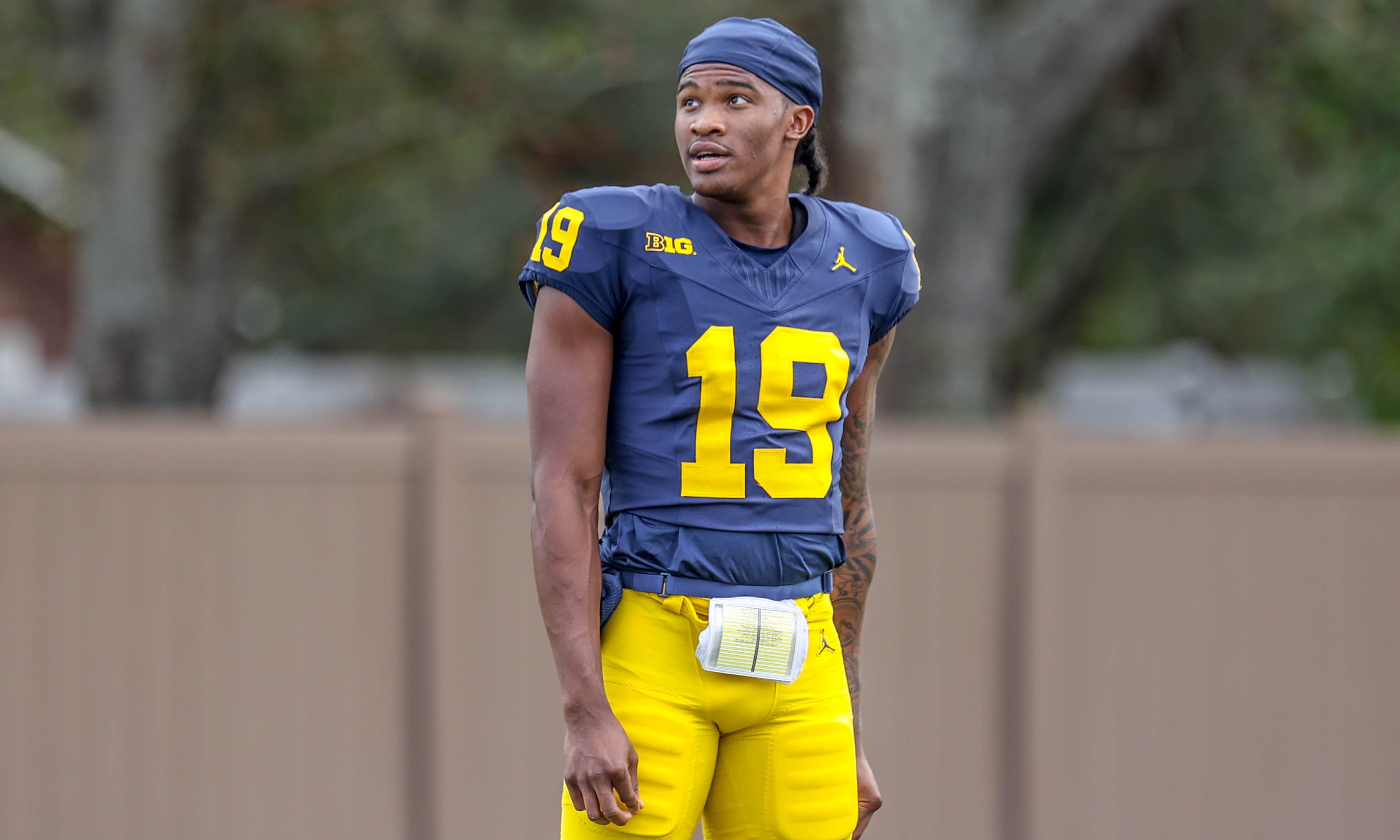 Gio El-Hadi marvels at Michigan QB Bryce Underwood’s ambidextrous ...