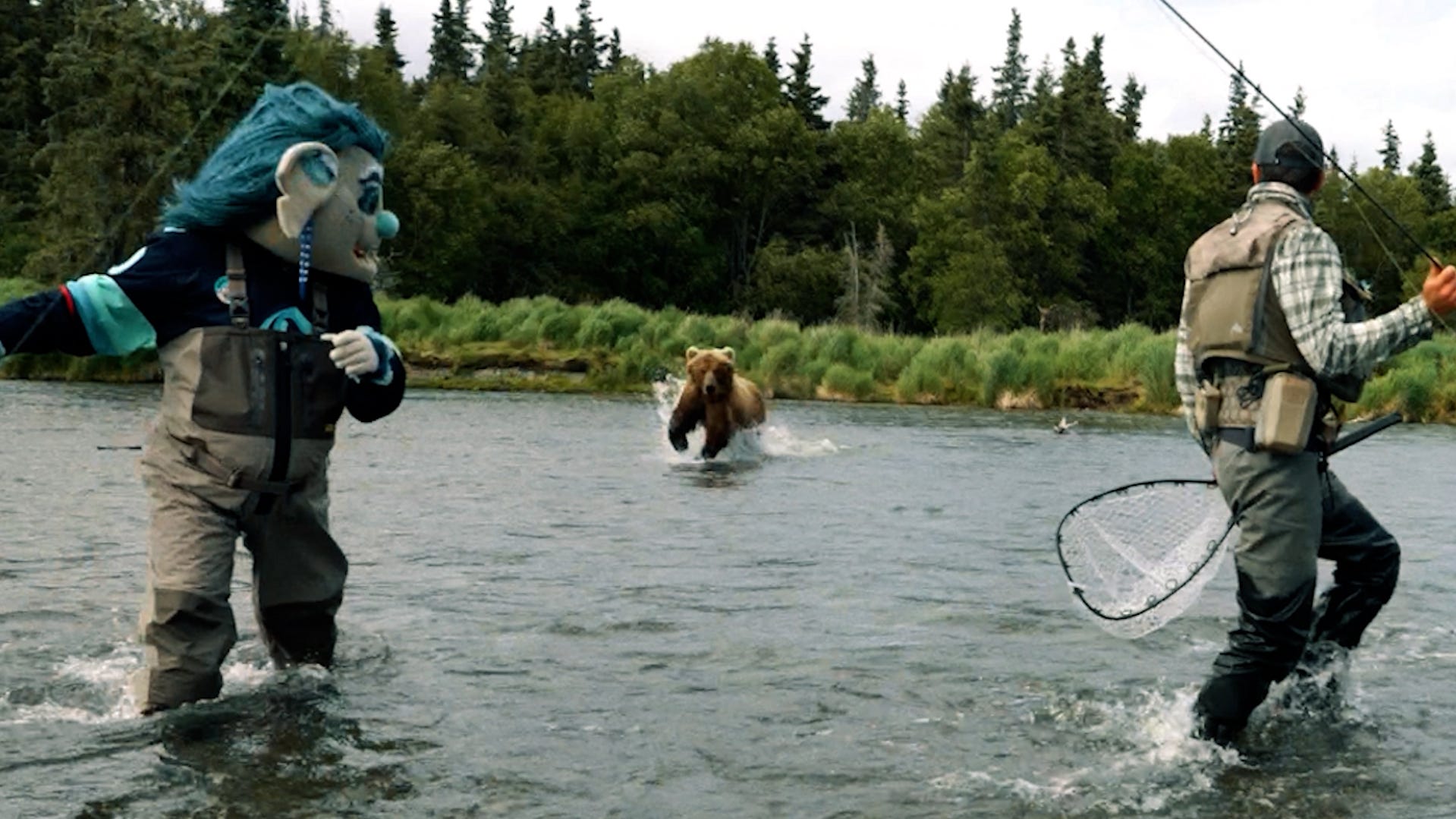 Watch Seattle Kraken mascot Buoy's narrow escape with a charging bear ...