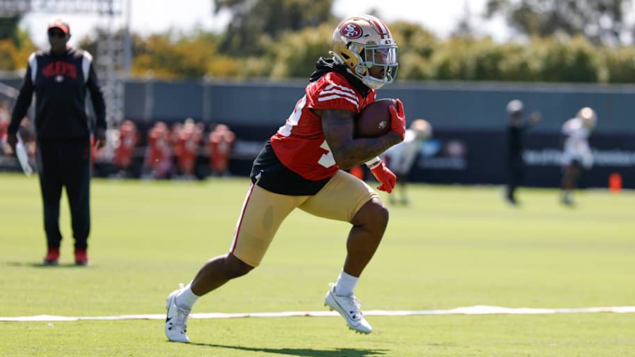Injury to rookie running back opens the door for undrafted 49ers prospect