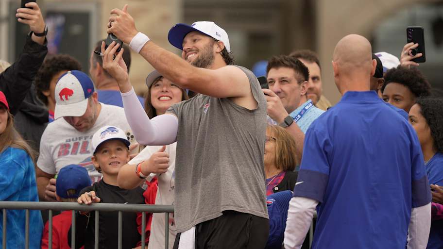 Josh Allen gets special Bills cheer reuniting with girl he met at ...