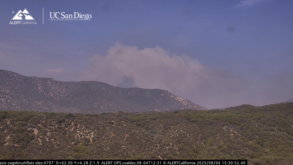 Evacuation orders issued as Rosa Fire burns nearly 1,600 acres in ...