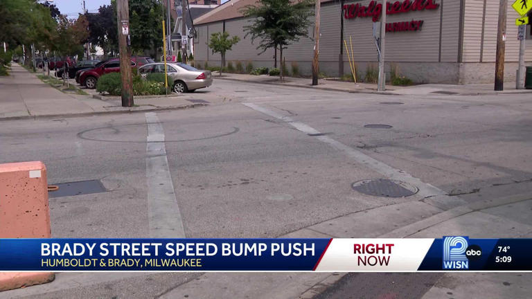 'We want this done so bad!' Brady Street leaders collect signatures for ...