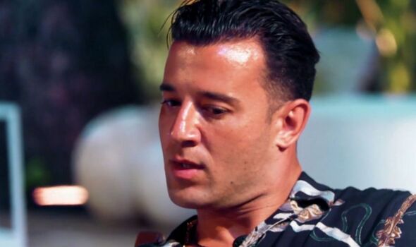 Bachelor in Paradise fans beg ABC to let them ‘vote off' one 'loser ...