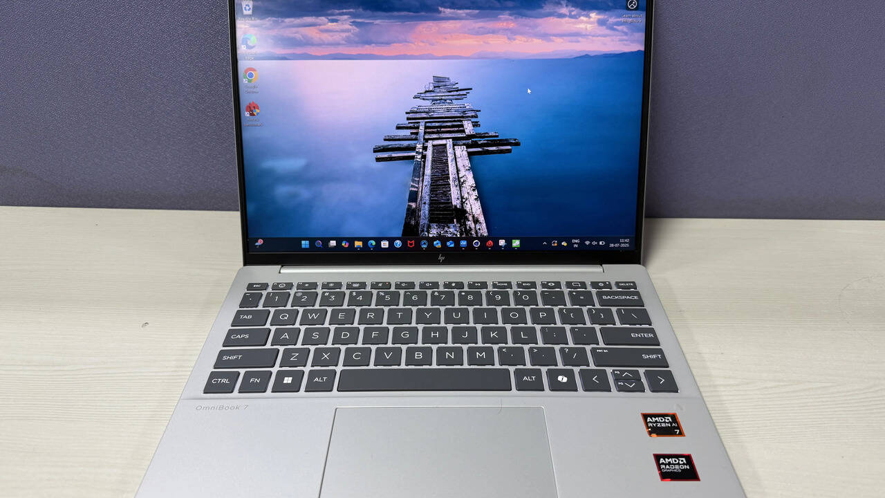 HP OmniBook 7 Aero Review: Good Compact Windows Laptop For Daily Use
