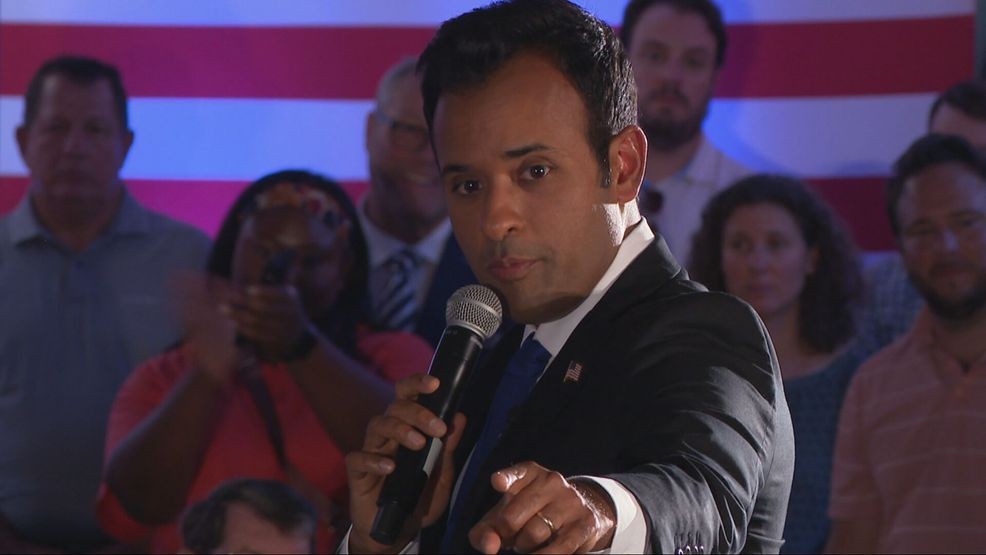 Ramaswamy addresses violent crime at packed Cincinnati town hall ...