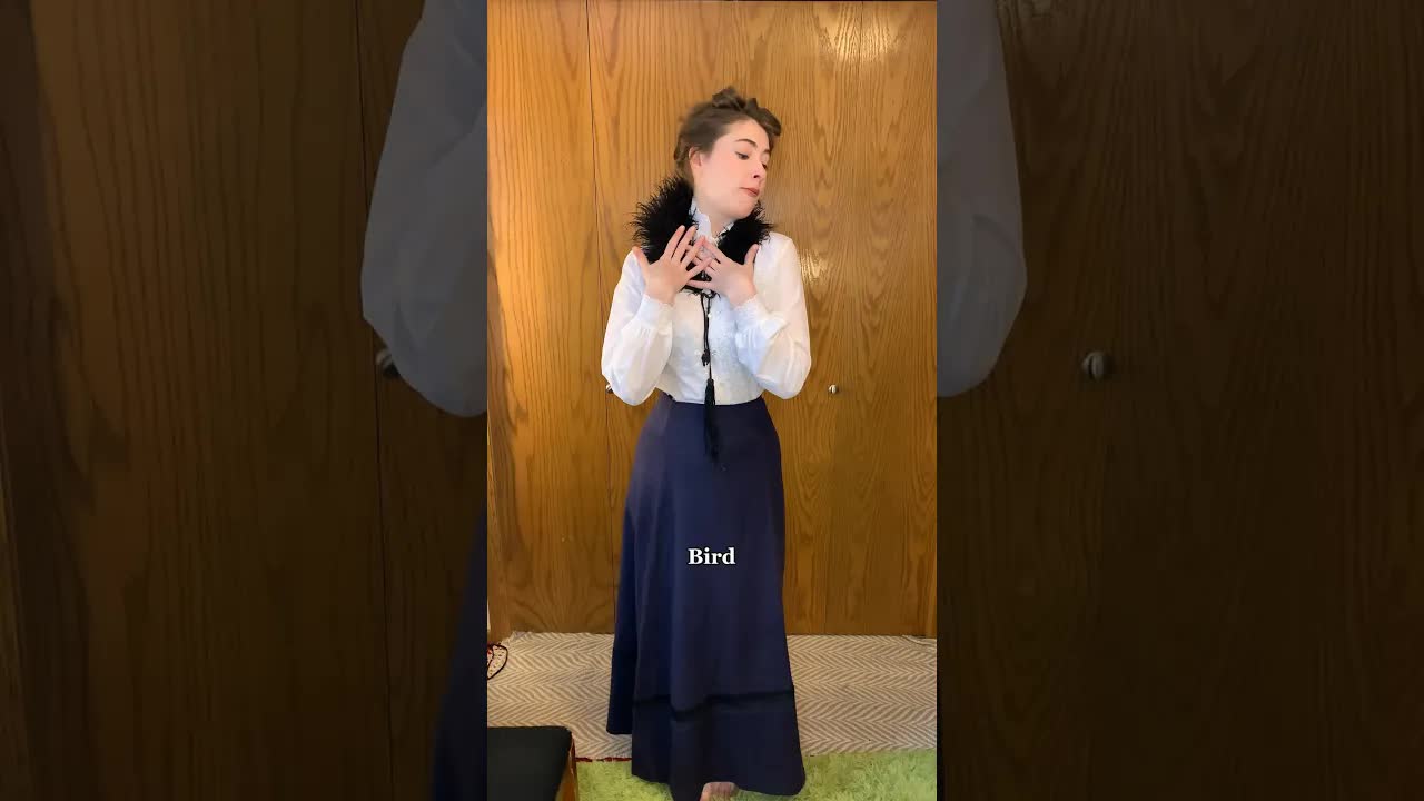 the feathered boa: from formal wear to 1920s fashion and beyond