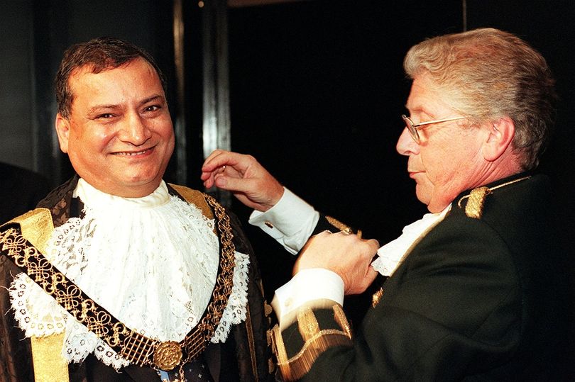 Tributes paid to 'selfless' former mayor of Derby who has died aged 80