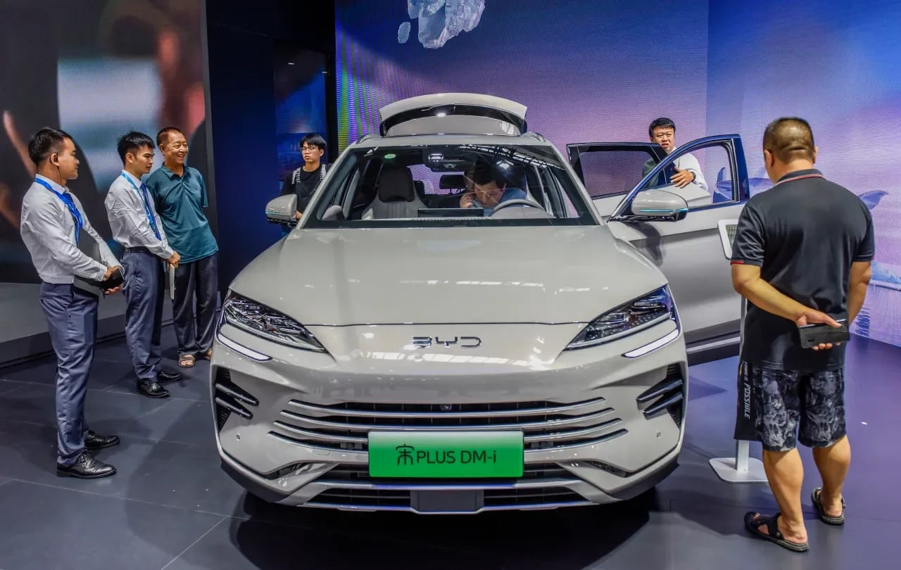 BYD Unveils Fuel-Saving Hybrid Update Amid Soft July Deliveries, Rising ...