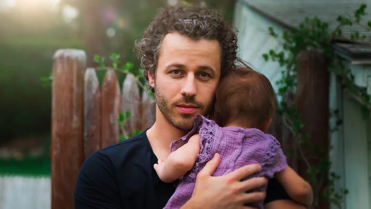 First year of fatherhood: touching baby milestones