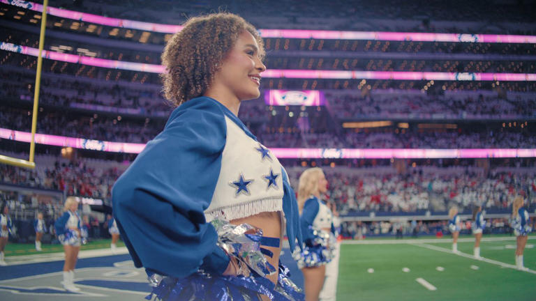 I finally caught up with Netflix’s cheerleader series — it absolutely ...