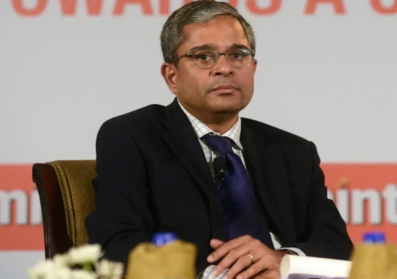 IndusInd Bank Rises On New CEO Appointment; Veteran Rajiv Anand To Take Charge