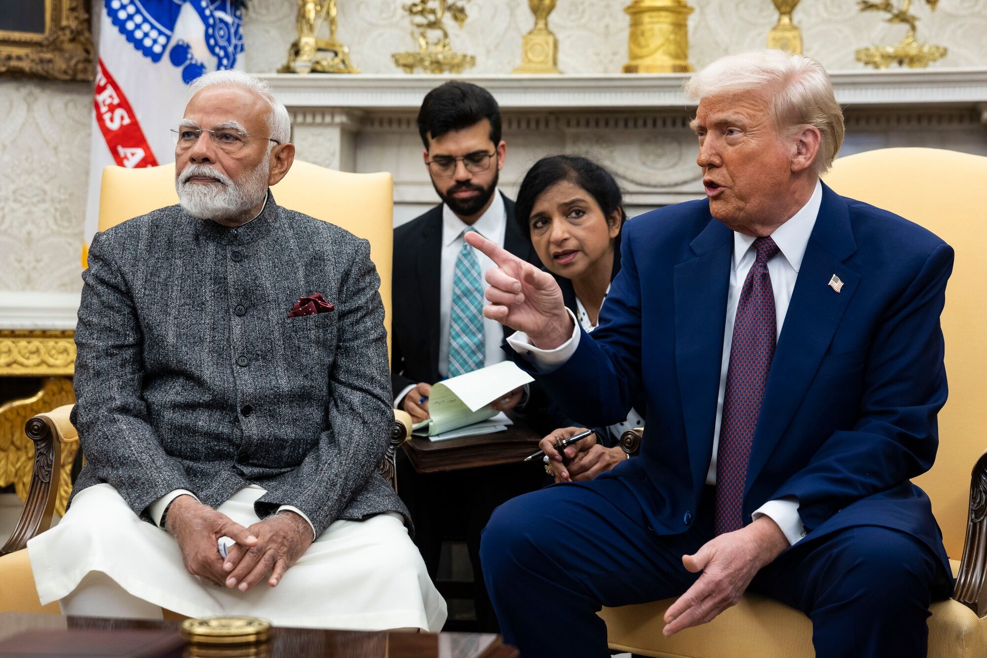 Trump Vows to Ramp Up India Tariffs in Escalation of Russia Spat