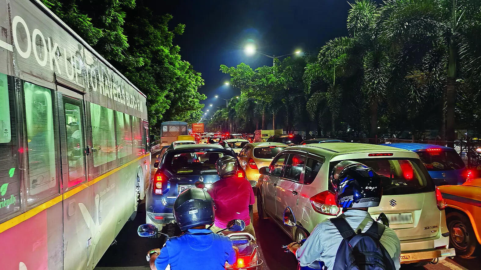 Bad roads, traffic snarls turn commuting in Kolkata into a recurring ...