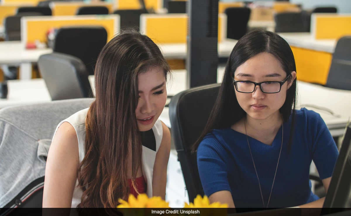 50 Powerful Words That Will Instantly Make You Sound Smarter At Work