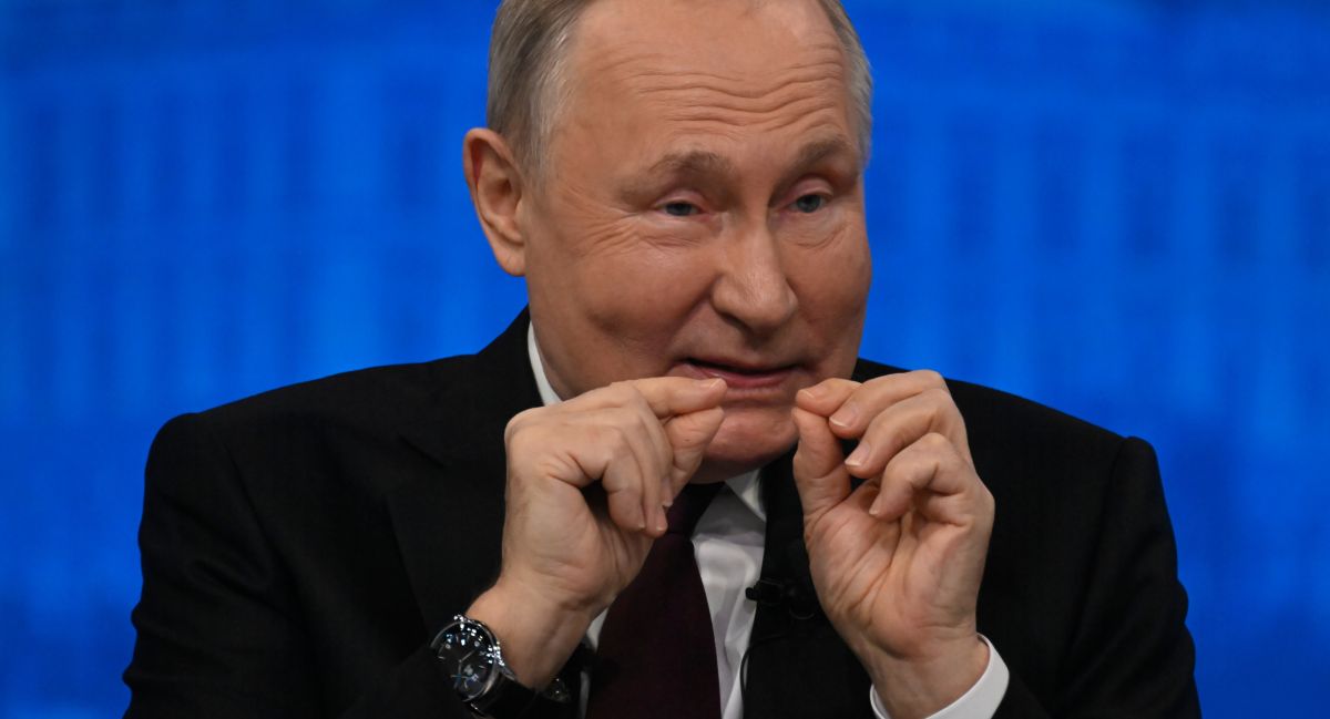 US ambassador to NATO Lashes Out: Putin is “distorted and illogical”