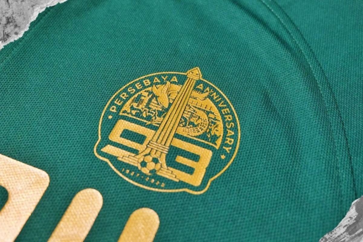 Bongkar Rekor Gila Penjualan Jersey Persebaya Surabaya Laku 1.200 Dalam ...