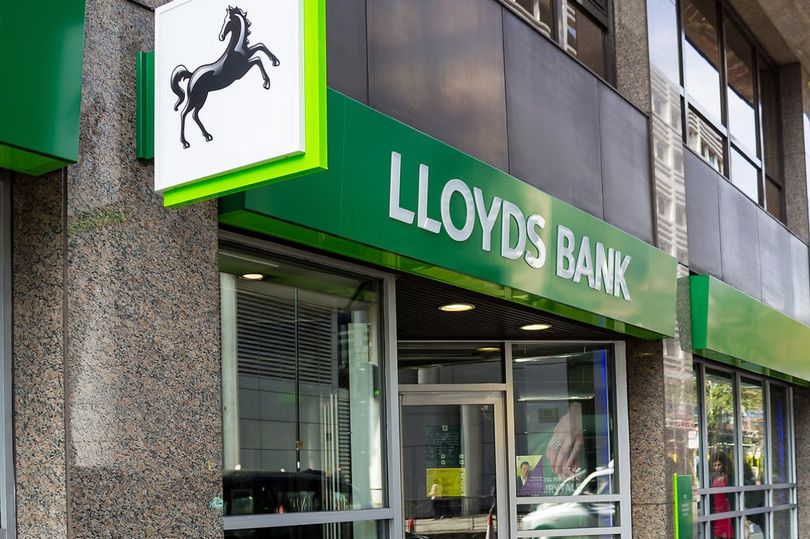 Lloyds Bank names exact date for introduction of new £300 rule