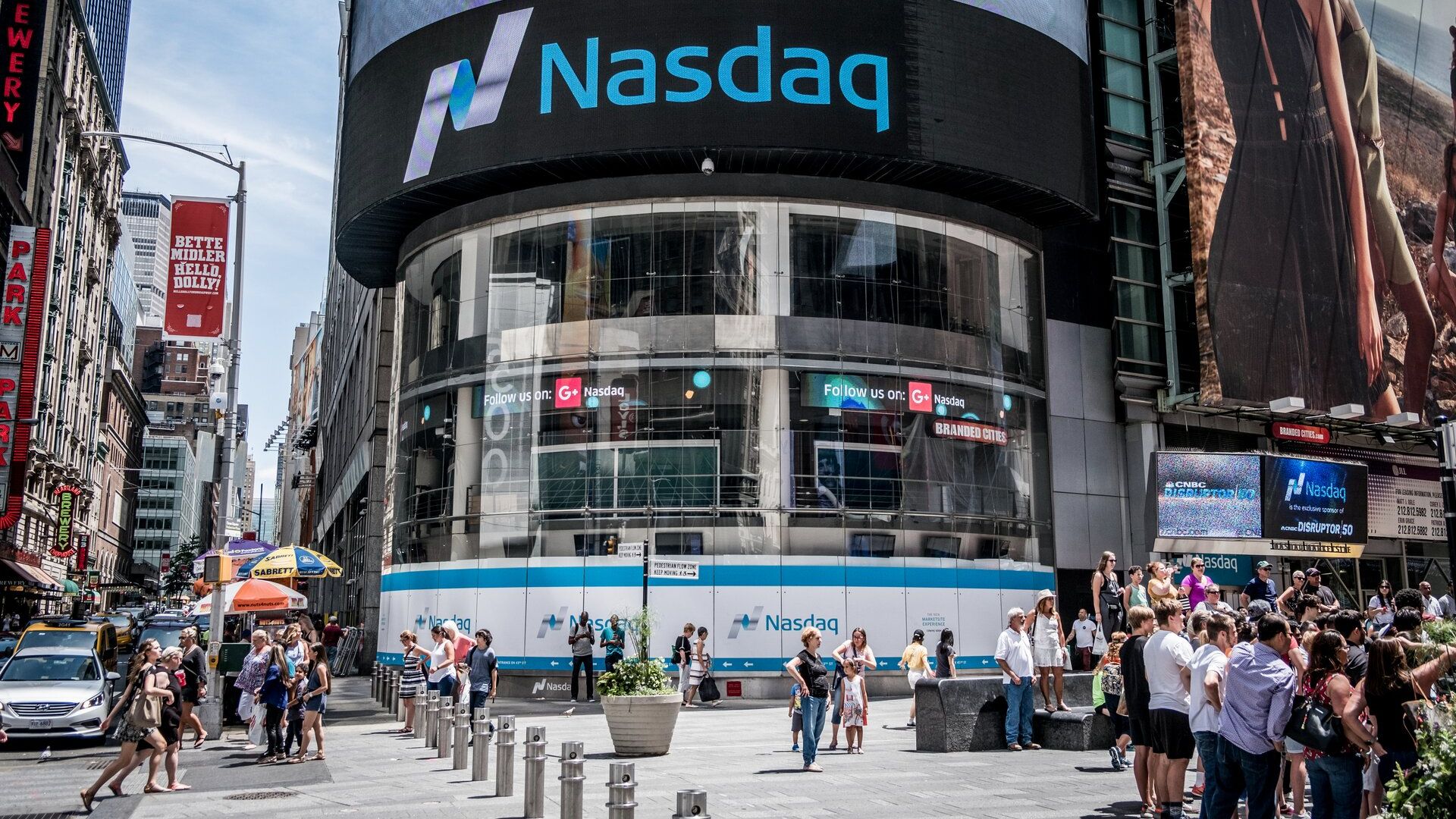 USA, non basta più un milione di dollari per sentirsi ricco