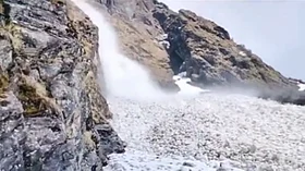 Pakistan: Missing Man's Body Found After 28 Years On Melting Glacier In ...