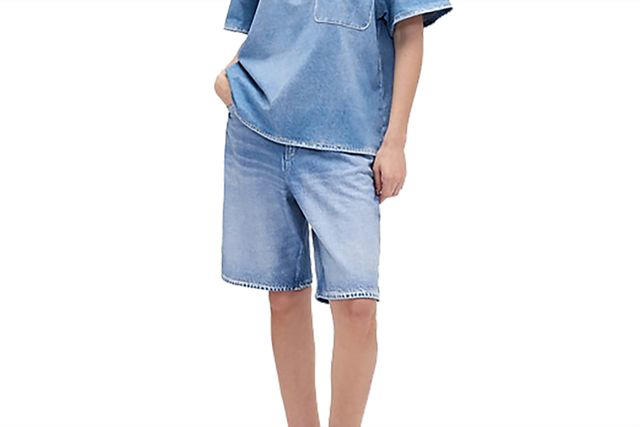 Shay Mitchell and Gap Just Dropped Your New Favorite Travel Capsule ...
