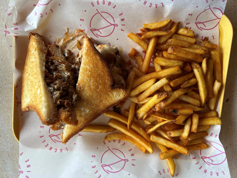 Des Moines’ beloved Alpine Tap Room returns. What’s new and what’s ...