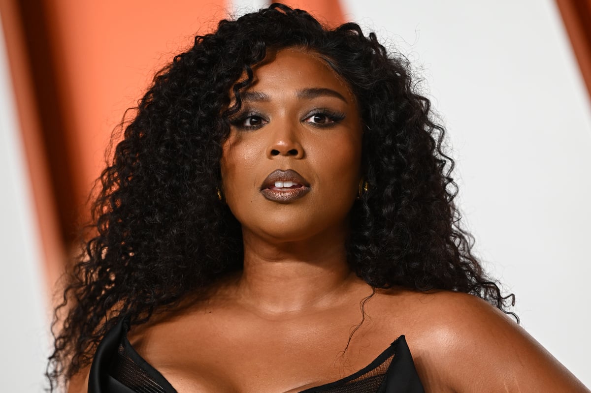 Pop star Lizzo talks about her weight loss and says she likes how she ...