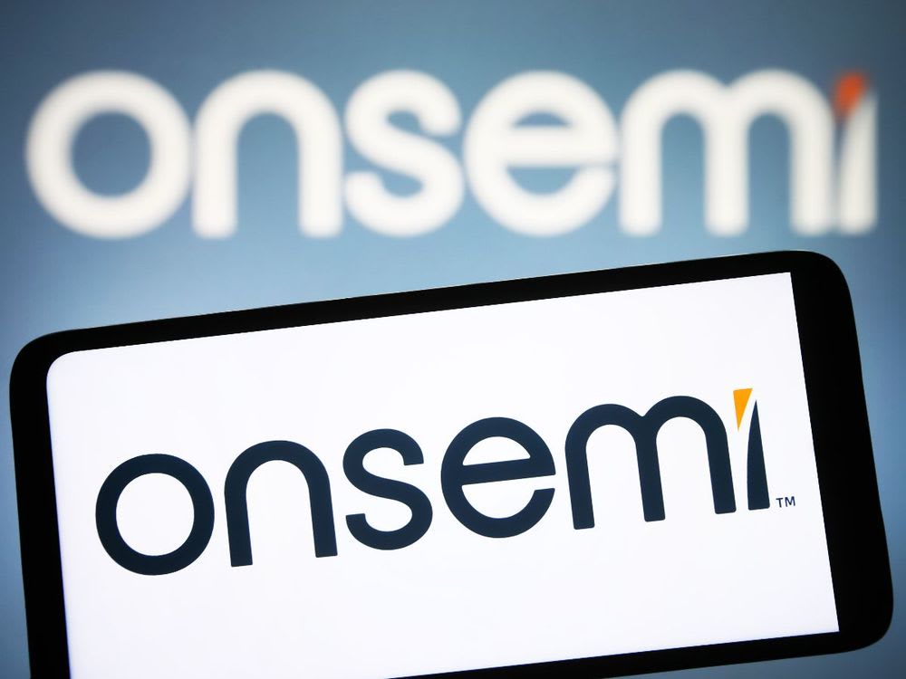 This Chipmaker Stock Tumbled Over 15% On Monday, Witnessed 8,400% Jump ...