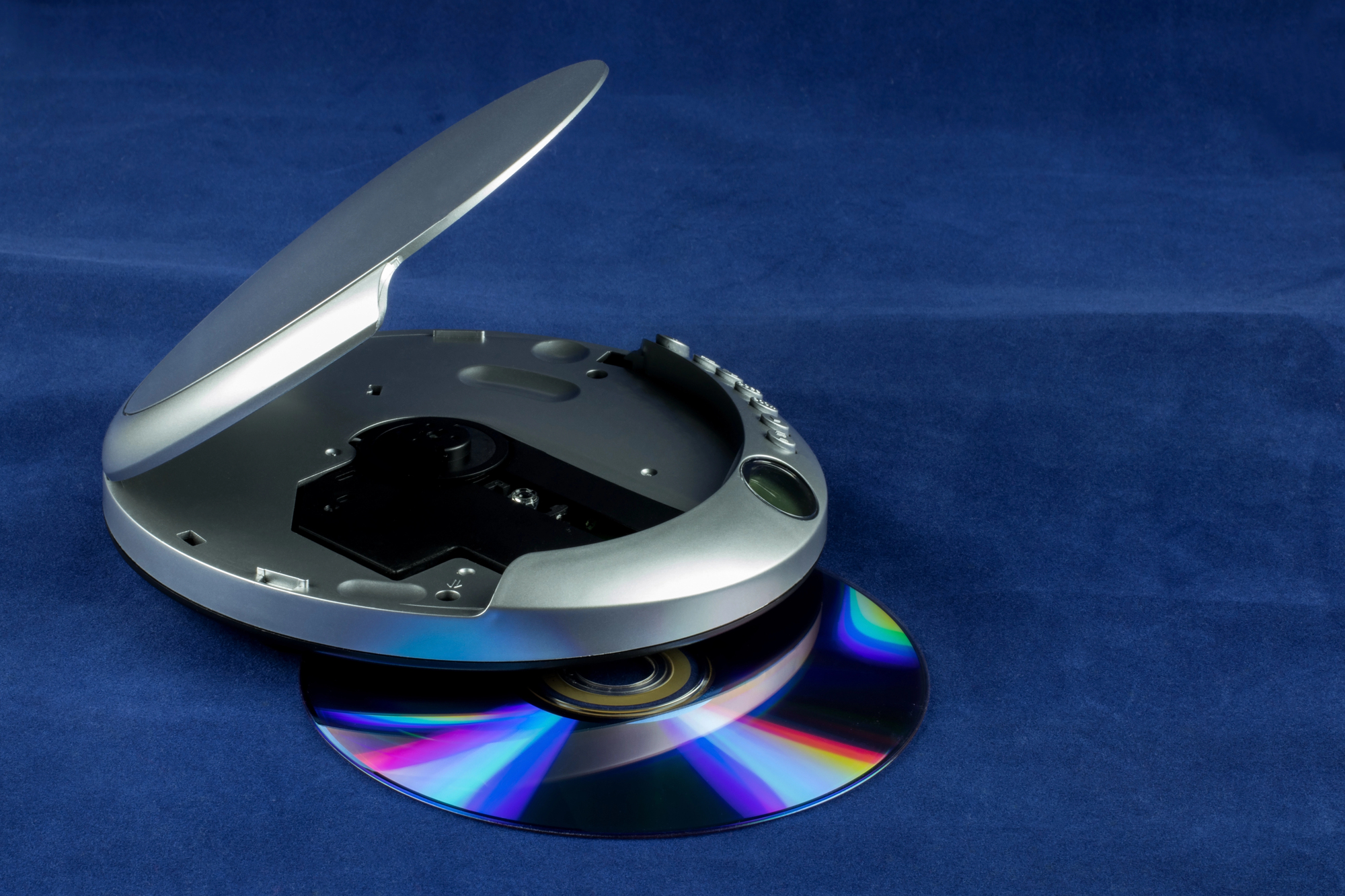 16 Retro Gadgets That Baffled Today’s Teens