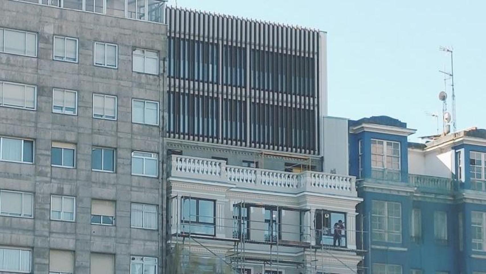 Así es la nueva fachada de un edificio por módulos en Cuatro Caminos en ...
