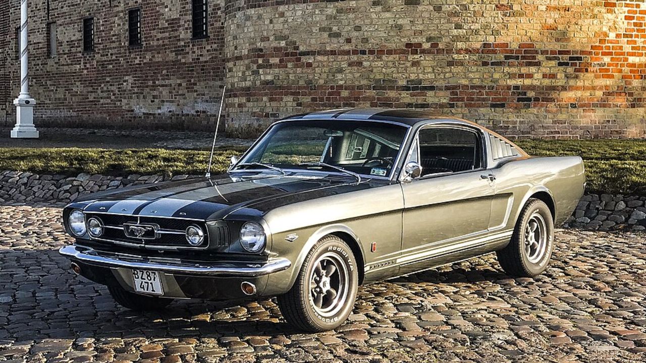 8 of the best-looking Ford cars ever made