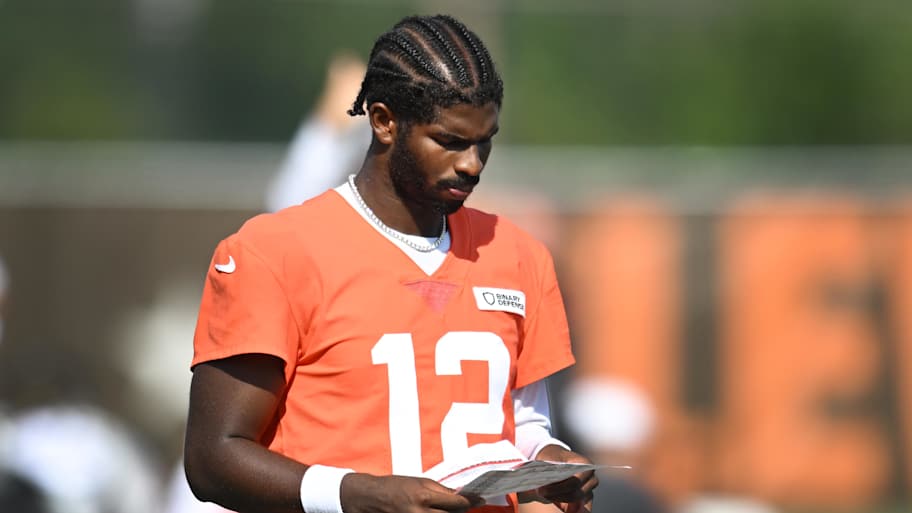 Shedeur Sanders in shocking spot on depth chart ahead of practice, game ...
