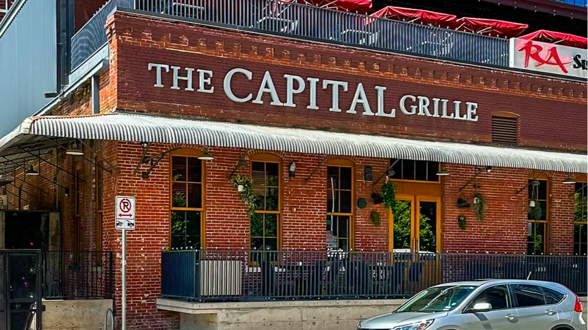 Capital Grille exposed with 9 orders worth it and 5 that are tourist traps