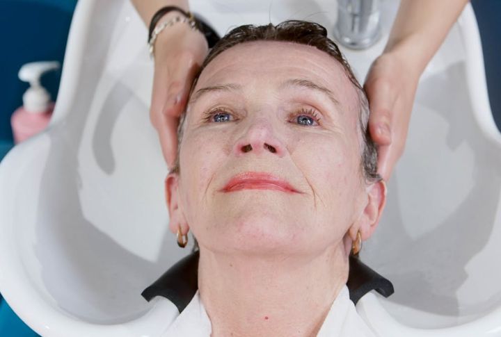 10 Skin Care And Bathing Tips For Seniors