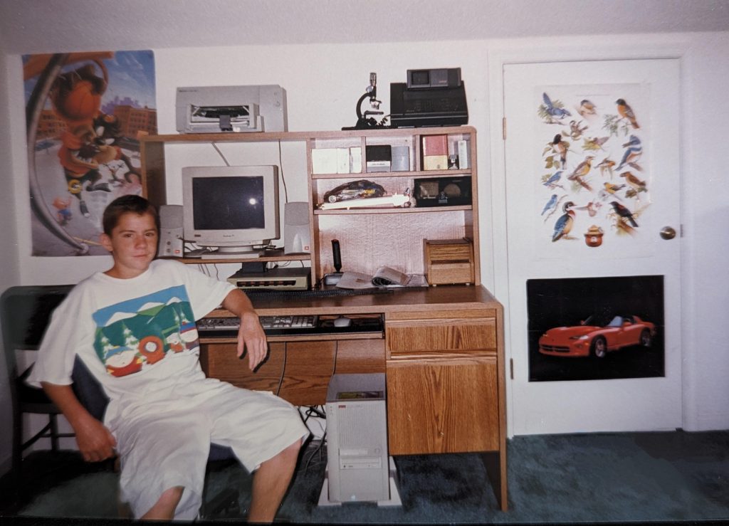 30 Photos Show What the World Looked Like in the 1990s