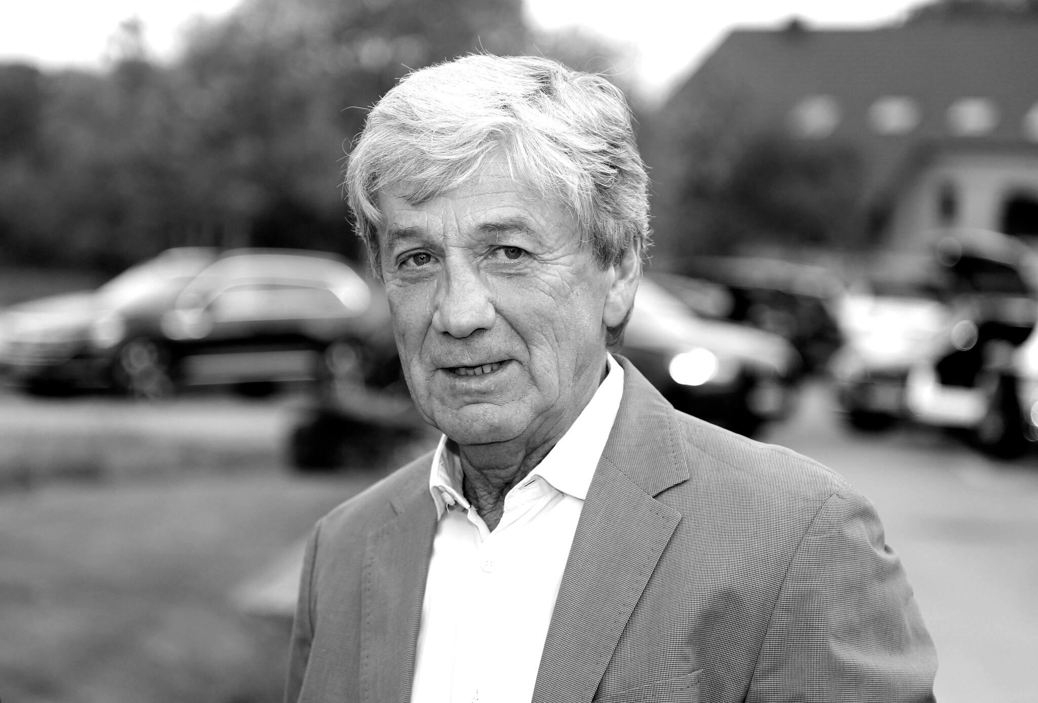 Frank Mill ist tot: Ex-Fußballnationalspieler und Weltmeister von 1990