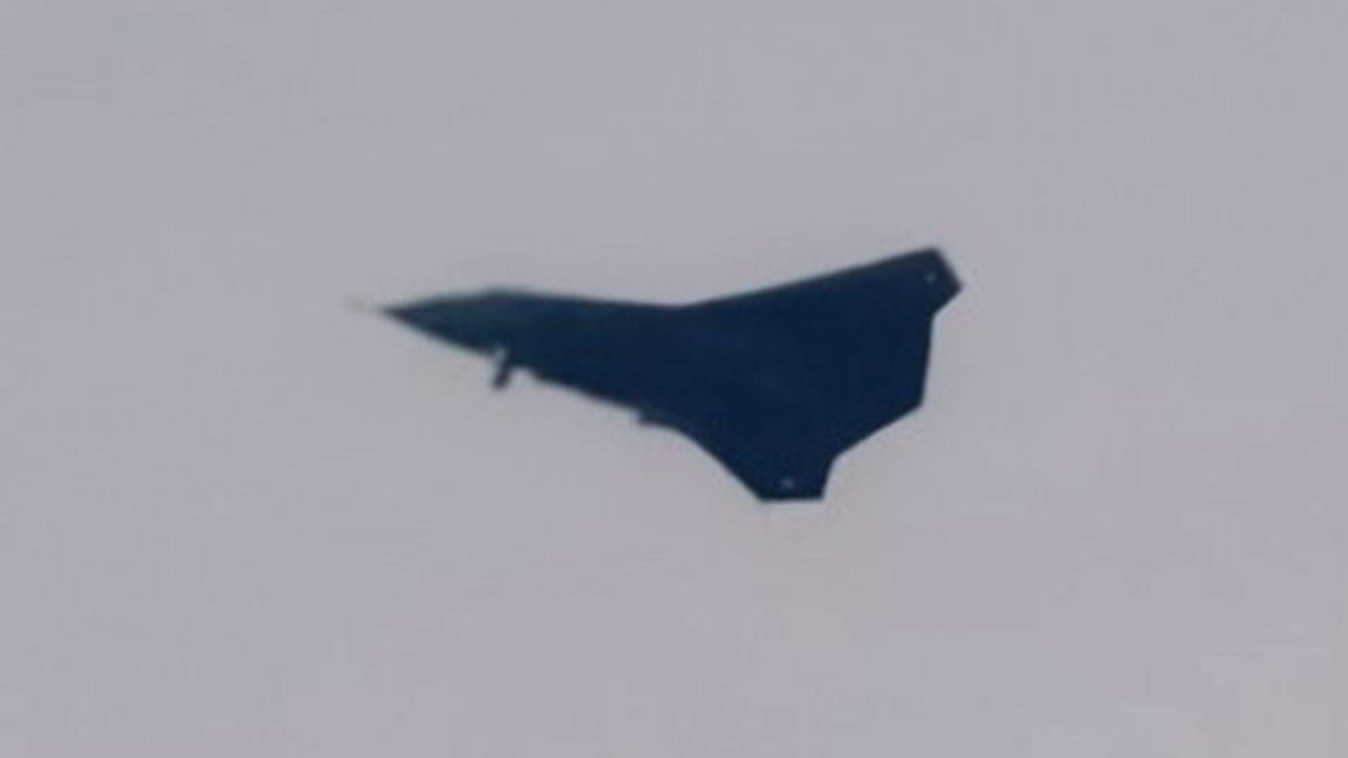 Drone or fighter? China’s tailless secret jet sparks buzz after leaked ...